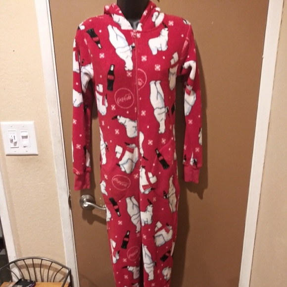 Coca Cola | Intimates & Sleepwear | 24 Coca Cola Onesize Pajamas Size ...